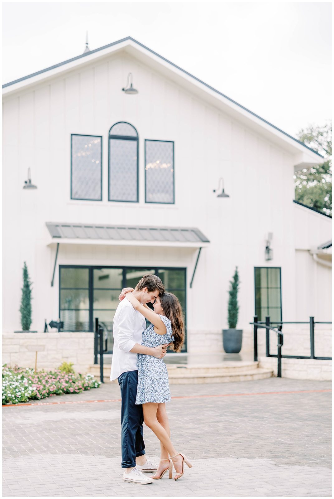 Isabella + Matthew at Bella Cavalli - lizziechristineallen.com